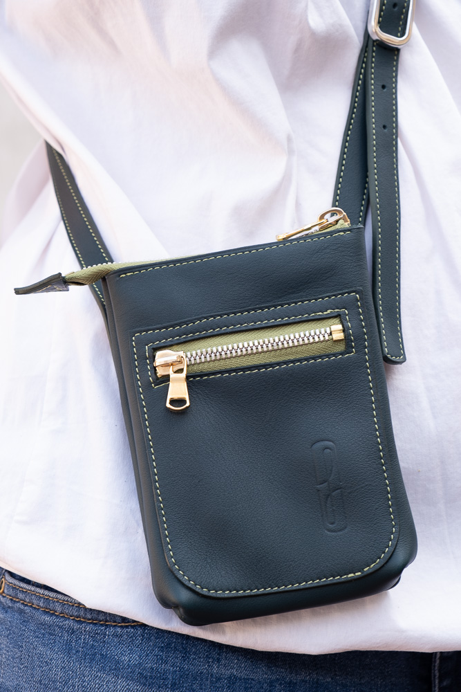 Pochette verte - Fait Par Fred - Maroquinerie sur mesure